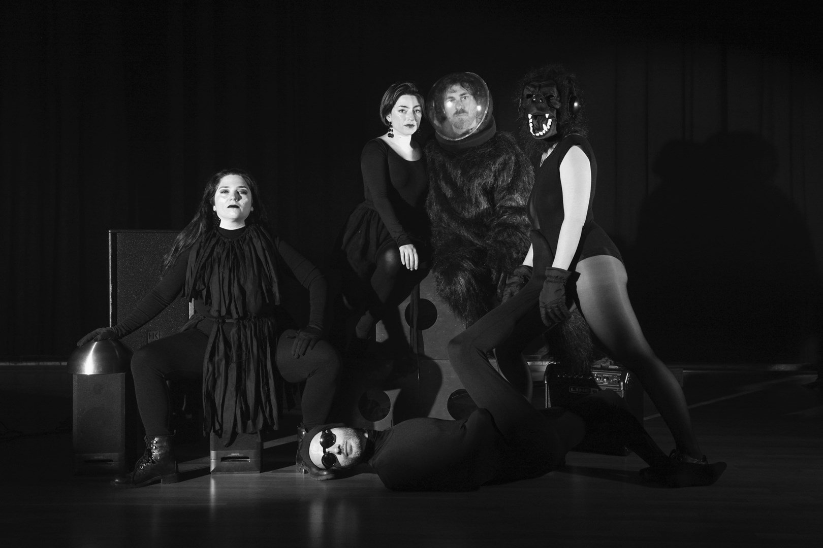 HAU Hebbel am Ufer - Ariel Efraim Ashbel and friends - The Empire ...