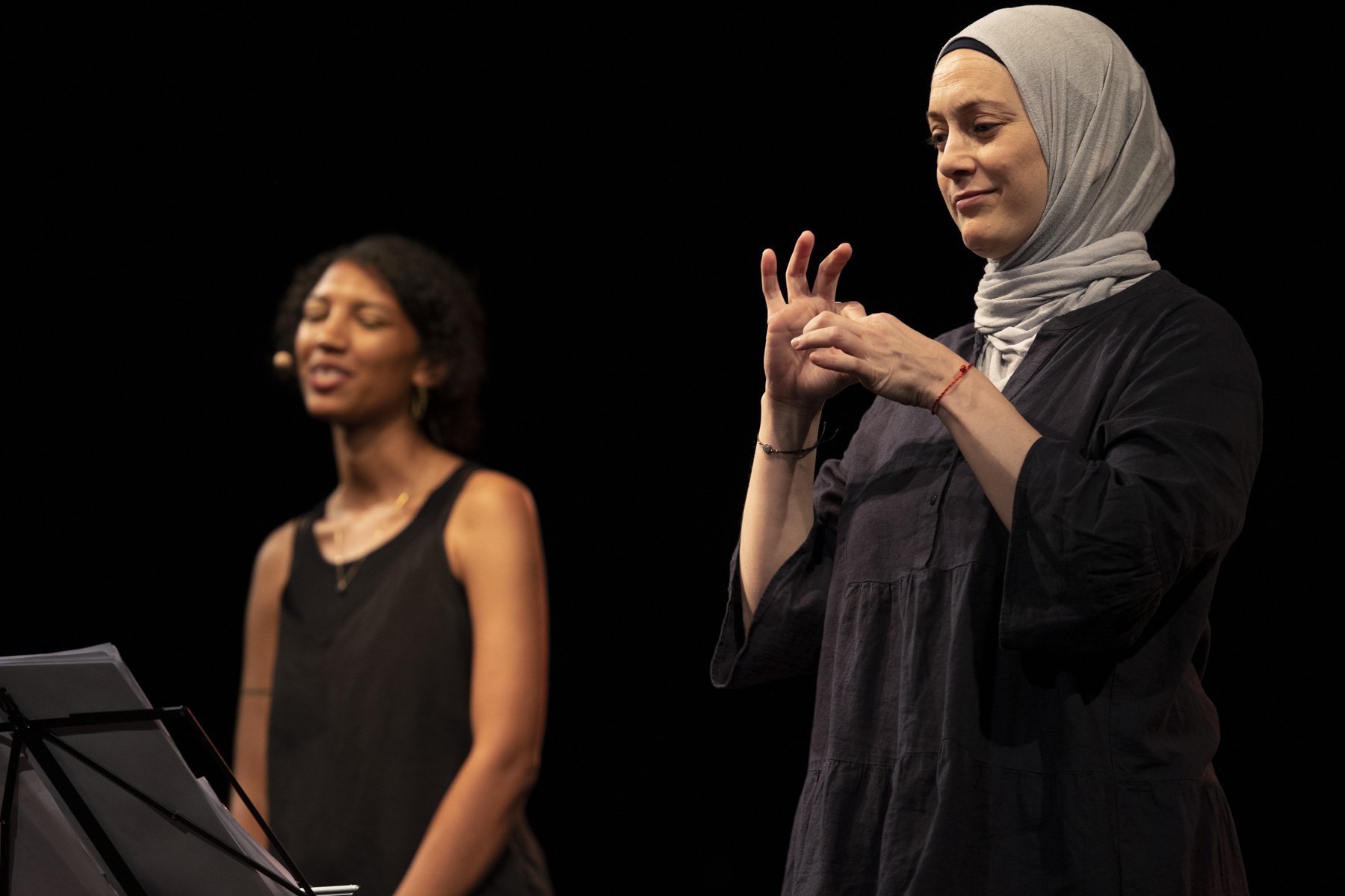 HAU Hebbel am Ufer - Shut up and Sign*Speak - Filmporträt